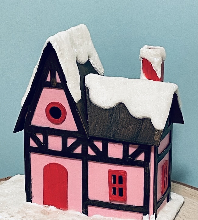 Make an adorable Alpine Christmas House - Paper Glitter Glue